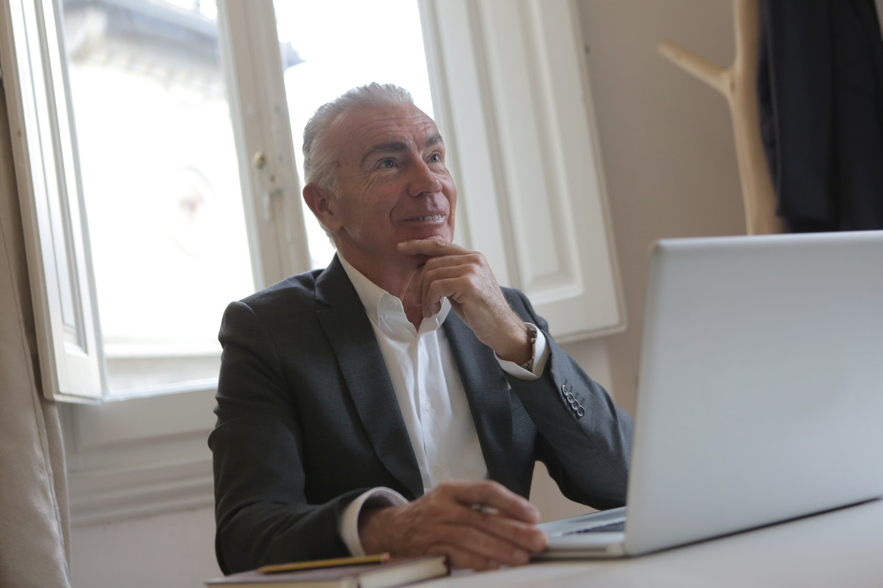 Top Qualities of Successful and Great Hoteliers - Stay Express World Wide